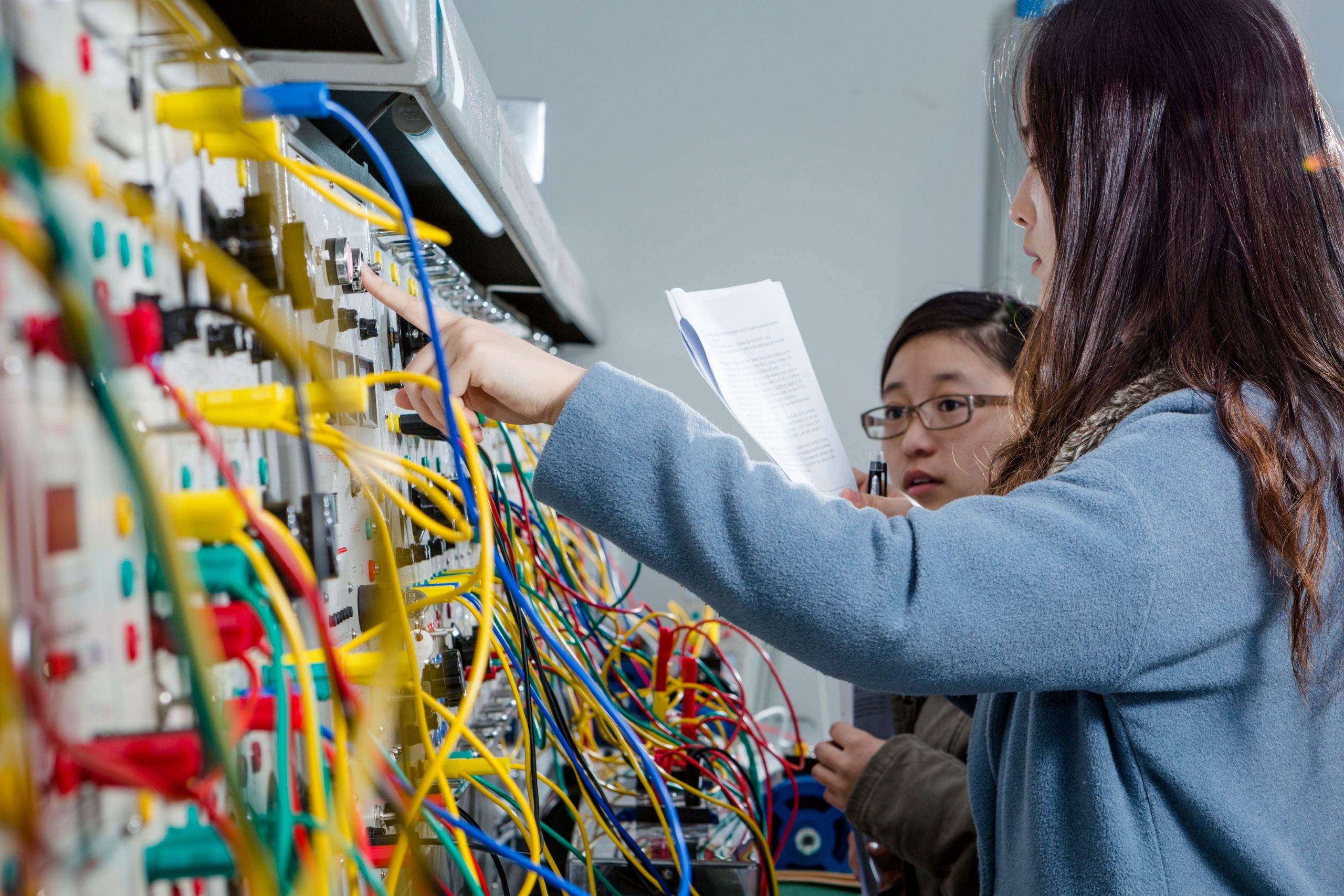 Kelas Karyawan S1 S2 Teknik Elektro Di Tangerang | BeritaNow.com Kelas Karyawan S1 S2 Teknik Elektro Di Tangerang | BeritaNow.com